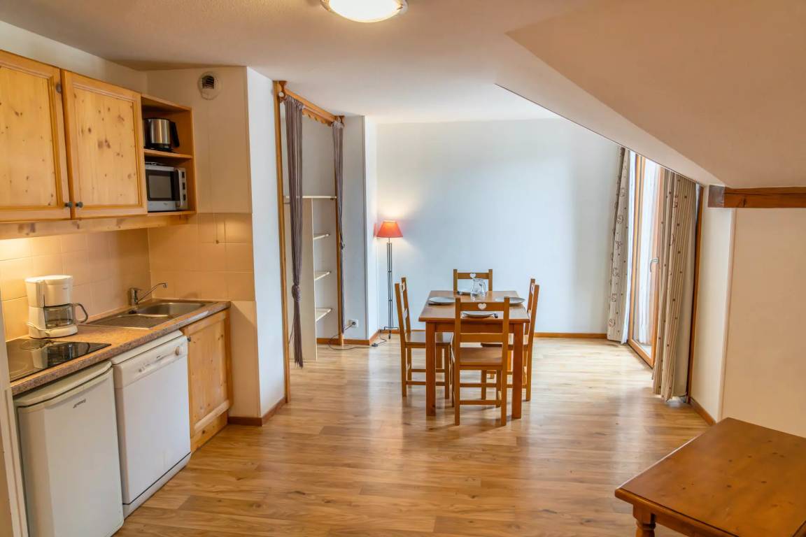 37 M² Apartament Typu Studio ∙ 1 Sypialnia ∙ 4 Gości - Savines-le-Lac
