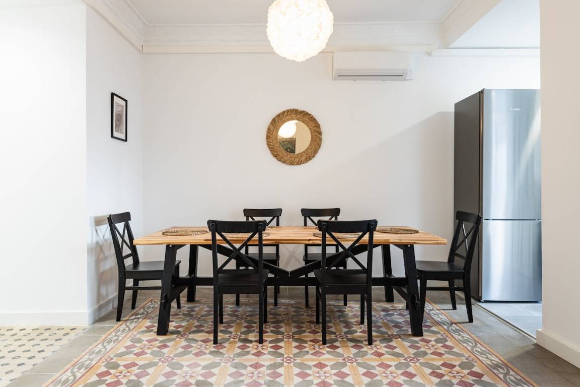 60 M² Apartamento ∙ 1 Habitación ∙ 2 Huéspedes - Valencia