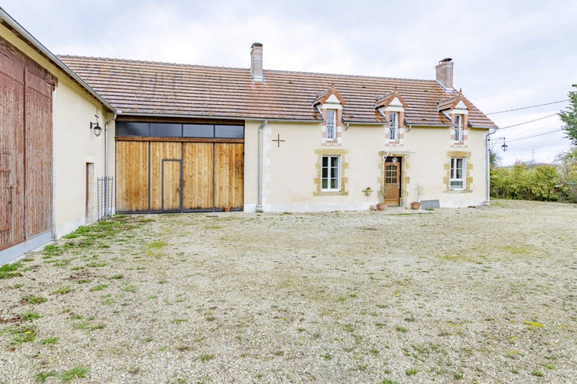 120 M² Maison De Vacances ∙ 3 Chambres ∙ 6 Personnes - Indre