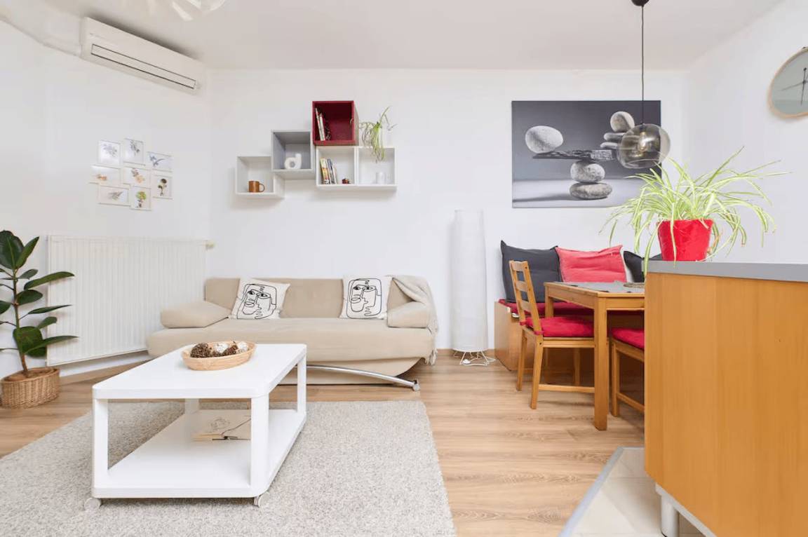 70 M² Apartment ∙ 2 Bedrooms ∙ 6 Guests - Budapest