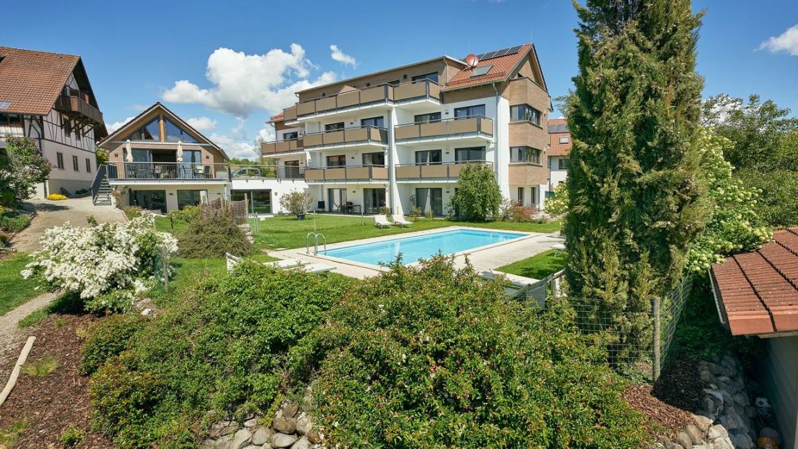 71 M² Ferienwohnung ∙ 2 Schlafzimmer ∙ 4 Gäste - Friedrichshafen
