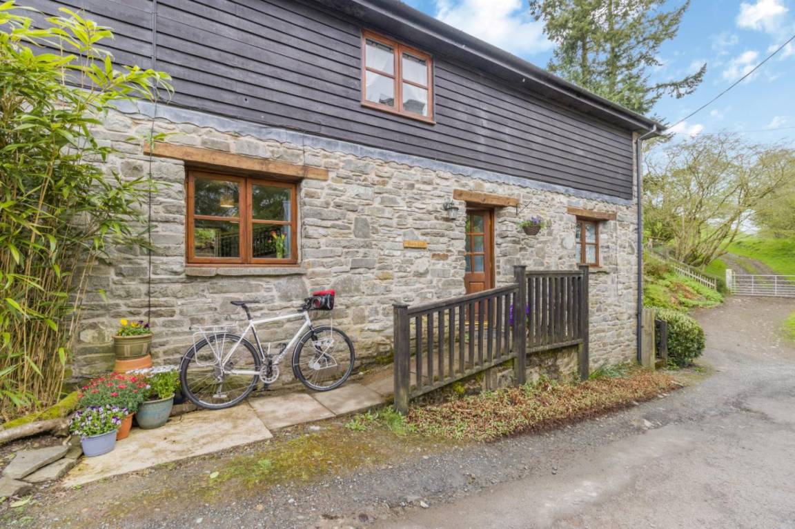 Cottage ∙ 4 Bedrooms ∙ 5 Guests - Kerry
