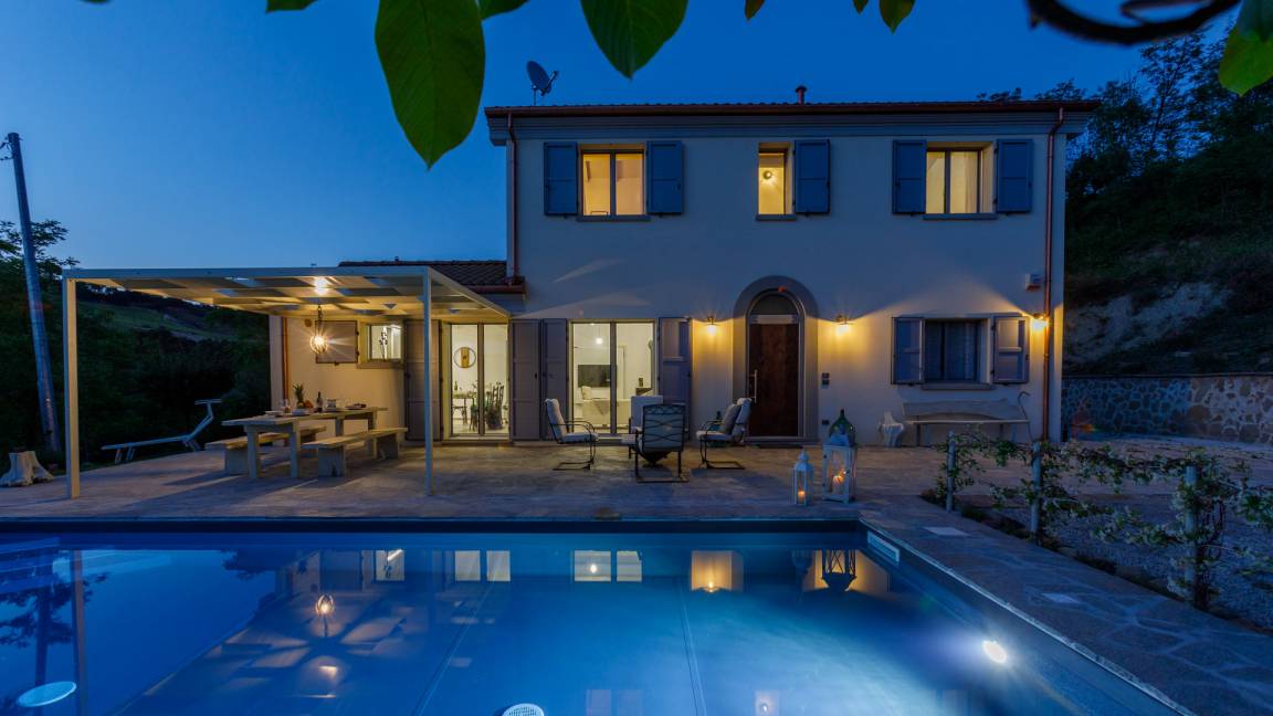 140 M² Villa ∙ 3 Bedrooms ∙ 6 Guests - Cesena