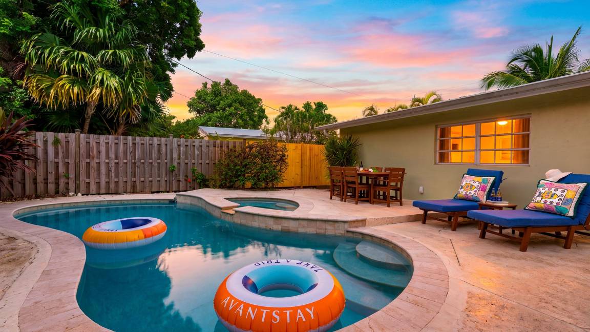 161 M² House ∙ 3 Bedrooms ∙ 6 Guests - Key West, FL
