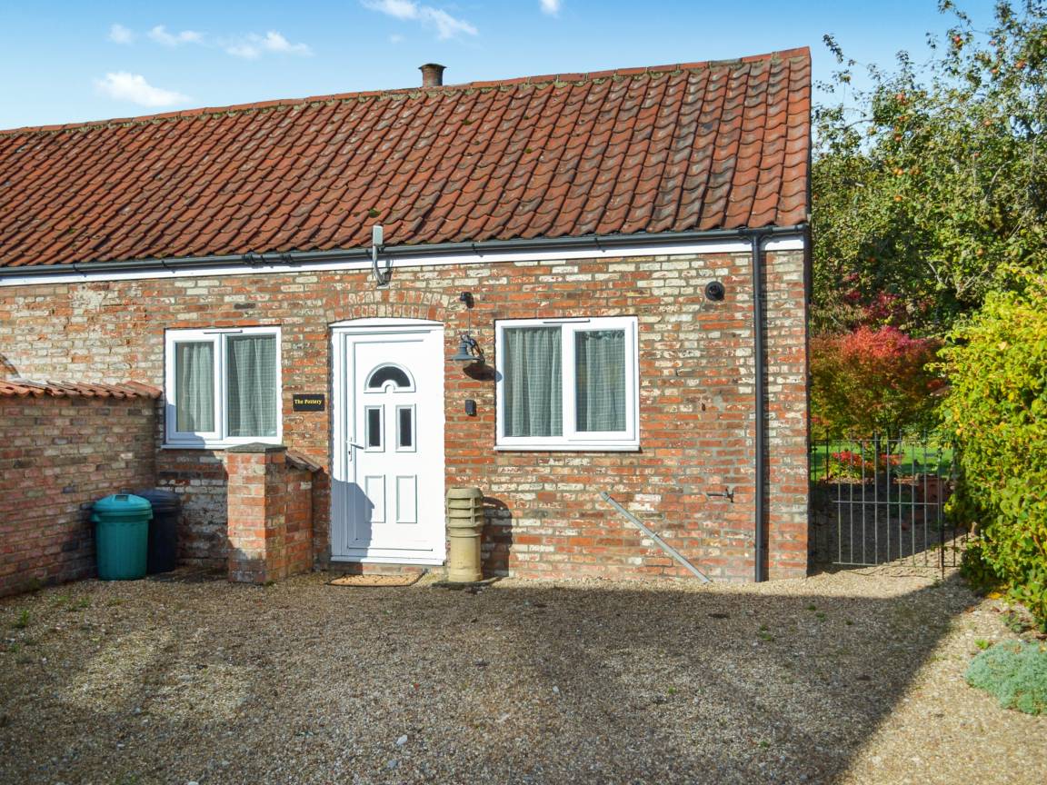 Cottage ∙ 2 Bedrooms ∙ 4 Guests - Horncastle