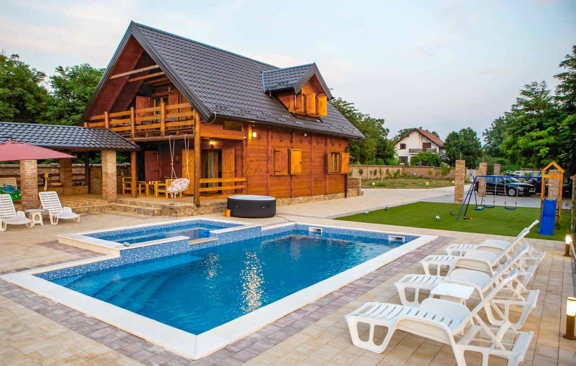 125 M² Casa ∙ 4 Habitaciones ∙ 8 Huéspedes - Vukovar