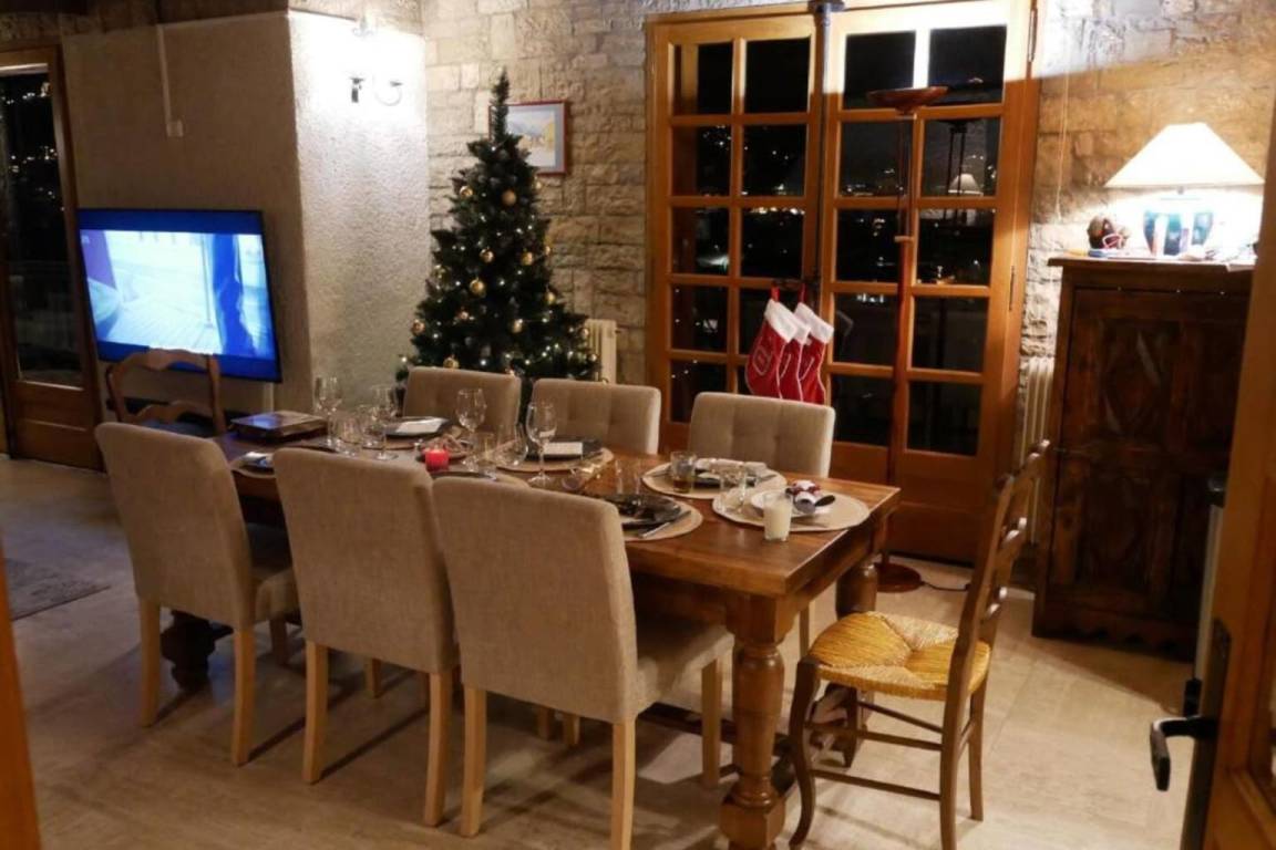 220 M² Chalet ∙ 6 Chambres ∙ 12 Personnes - Sallanches