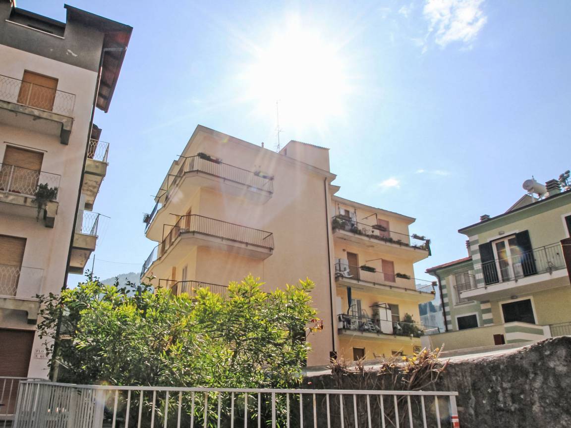 60 M² Apartment ∙ 2 Bedrooms ∙ 4 Guests - Alassio