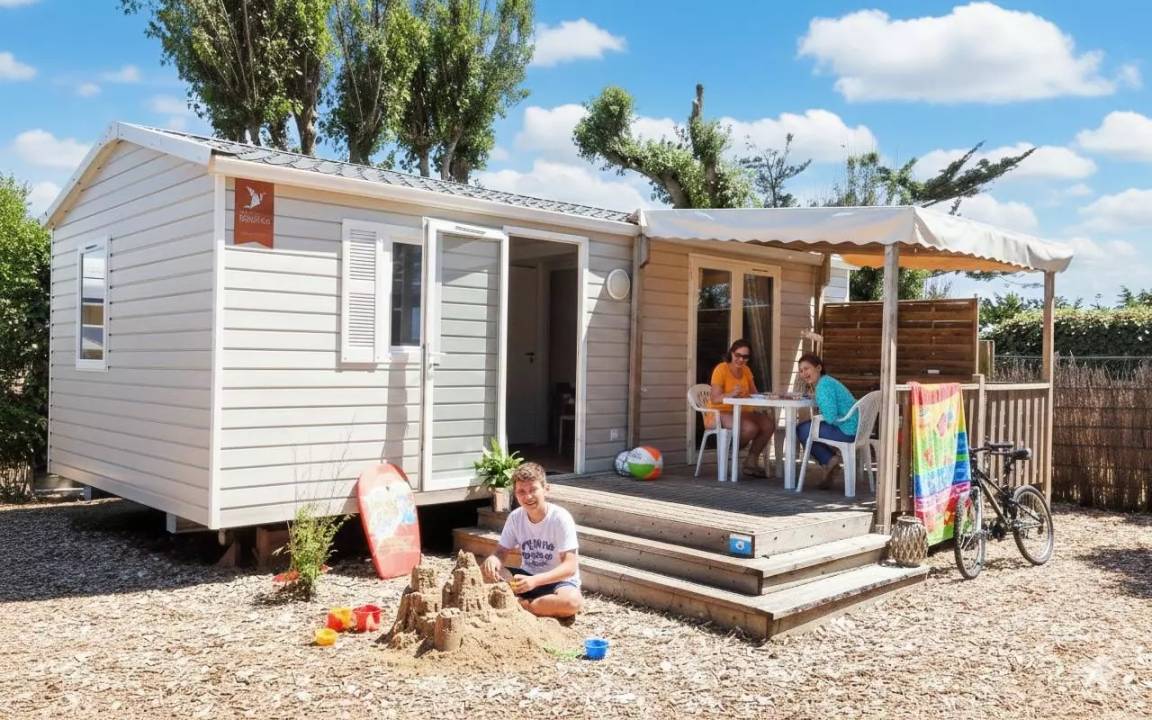 29 M² Caravan ∙ 2 Bedrooms ∙ 4 Guests - Saint-Hilaire-de-Riez