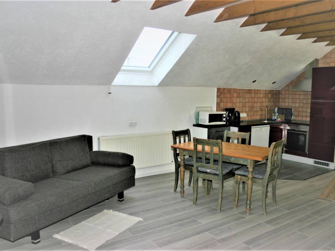 70 M² Ferienwohnung ∙ 1 Schlafzimmer ∙ 4 Gäste - Mehren