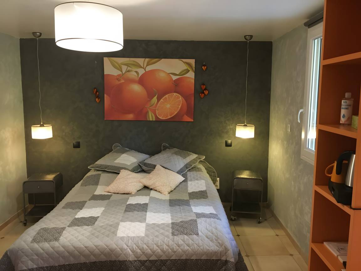 21 M² Chambre D'hôtes ∙ 1 Chambre ∙ 2 Personnes - Lauris