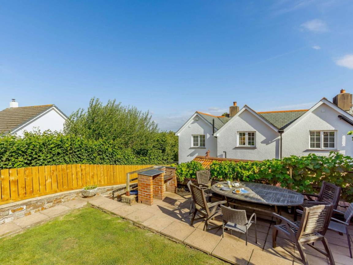 Cottage ∙ 4 Bedrooms ∙ 8 Guests - Bideford