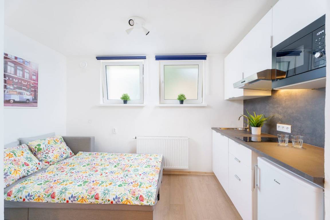 18 M² Apartament ∙ 1 Sypialnia ∙ 2 Gości - Praga