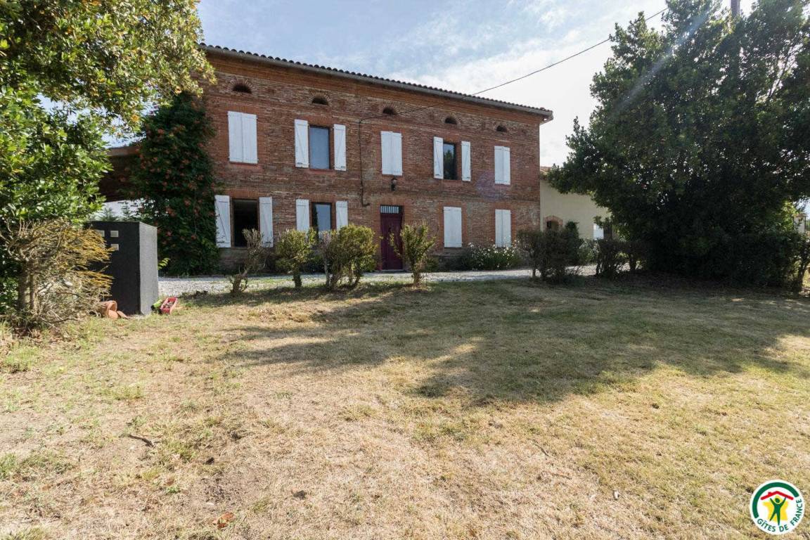 175 M² Gîte ∙ 5 Chambres ∙ 12 Personnes - Nailloux