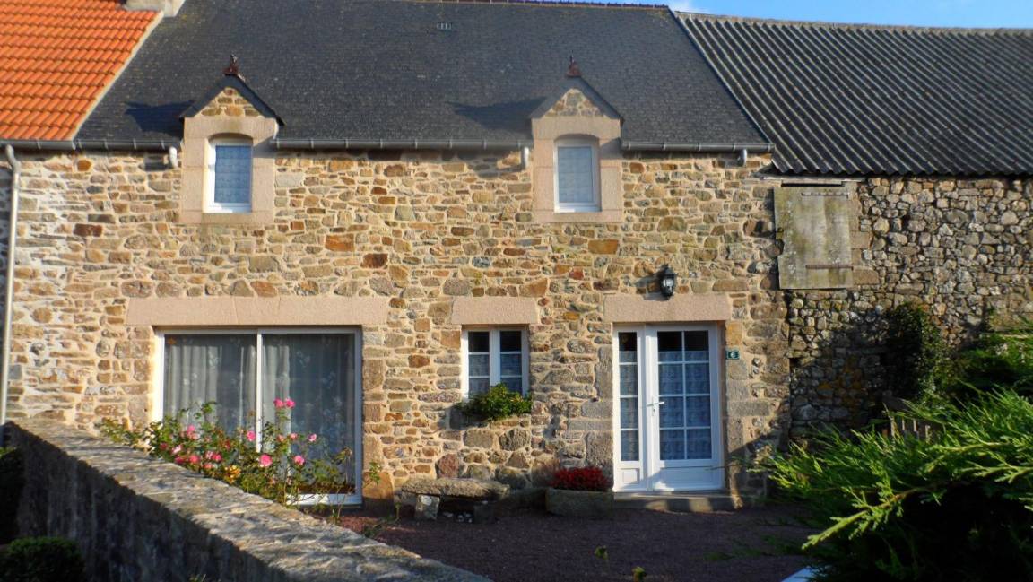 76 M² Gîte ∙ 2 Chambres ∙ 4 Personnes - Omonville-la-Rogue