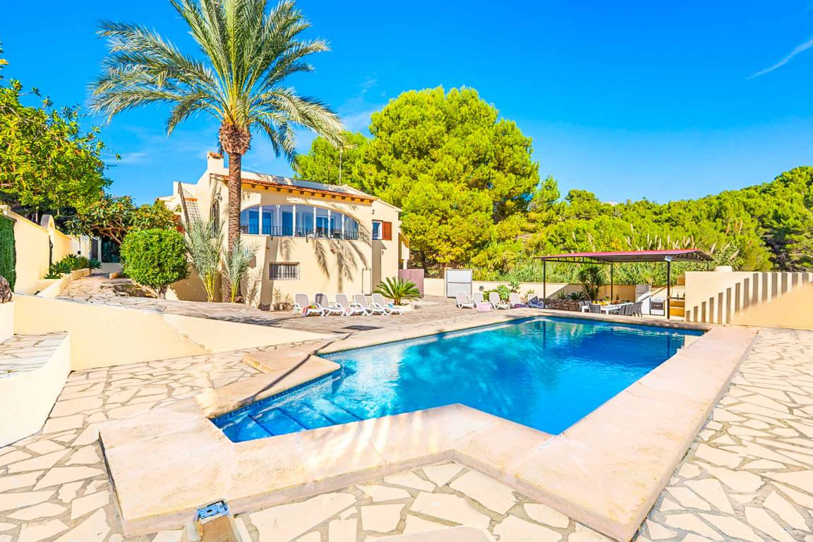 Villa ∙ 8 Bedrooms ∙ 15 Guests - Moraira