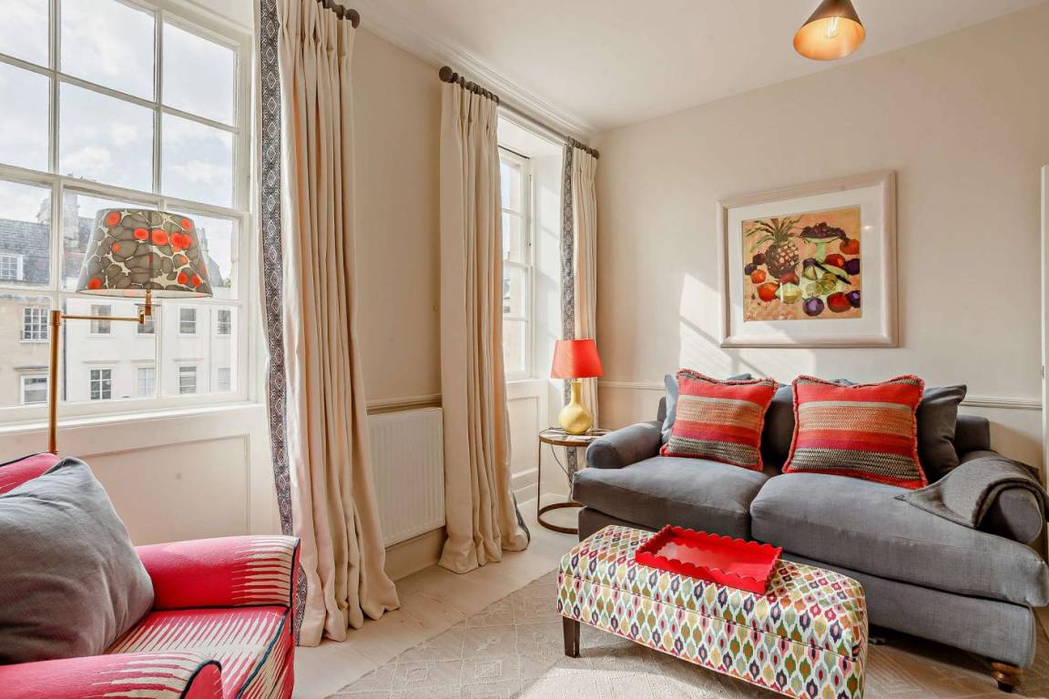 Cottage ∙ 2 Bedrooms ∙ 4 Guests - Bradford-on-Avon