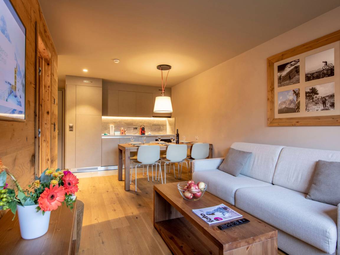 52 M² Ferienhaus ∙ 2 Schlafzimmer ∙ 6 Gäste - Zinal