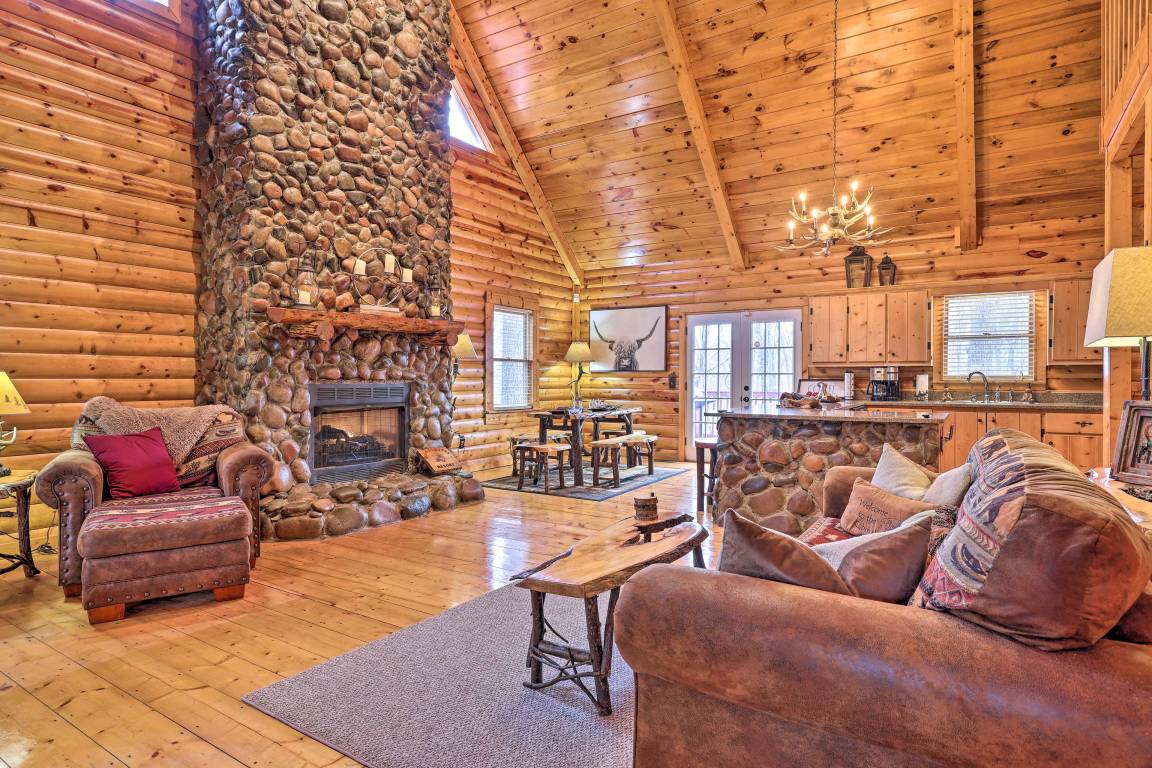 132 M² House ∙ 2 Bedrooms ∙ 4 Guests - Ellijay, GA