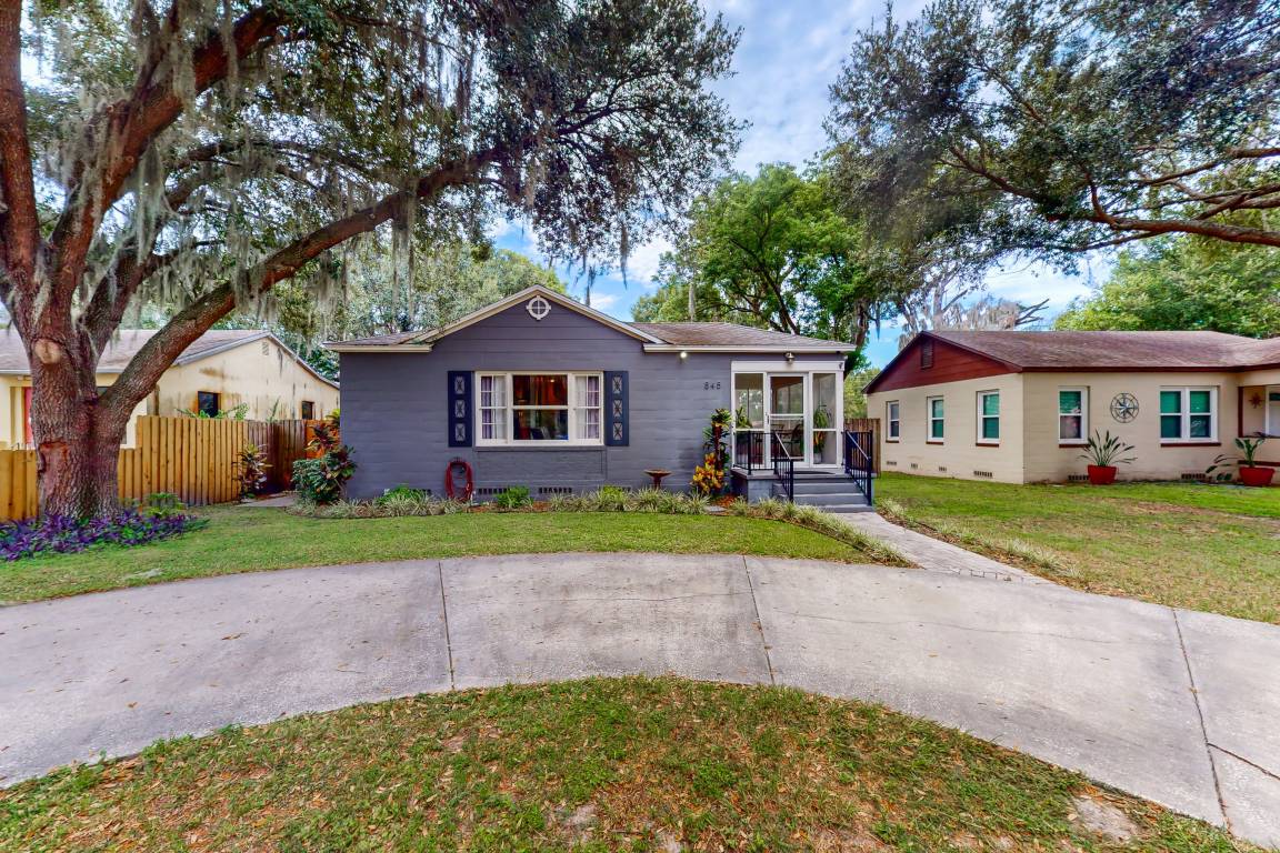 87 M² House ∙ 6 Bedrooms ∙ 4 Guests - Plant City, FL