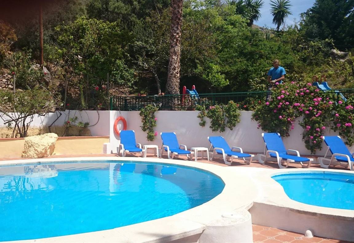 230 M² House ∙ 6 Bedrooms ∙ 14 Guests - Málaga