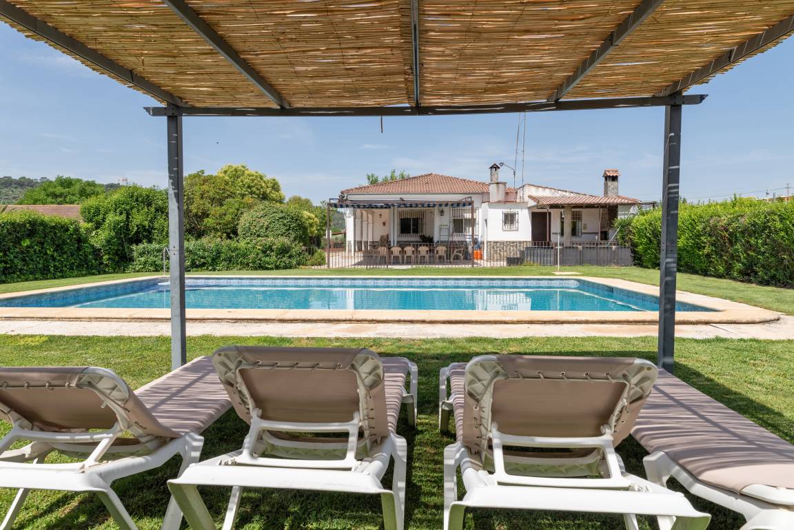 270 M² Casa ∙ 6 Habitaciones ∙ 20 Huéspedes - Posadas, España
