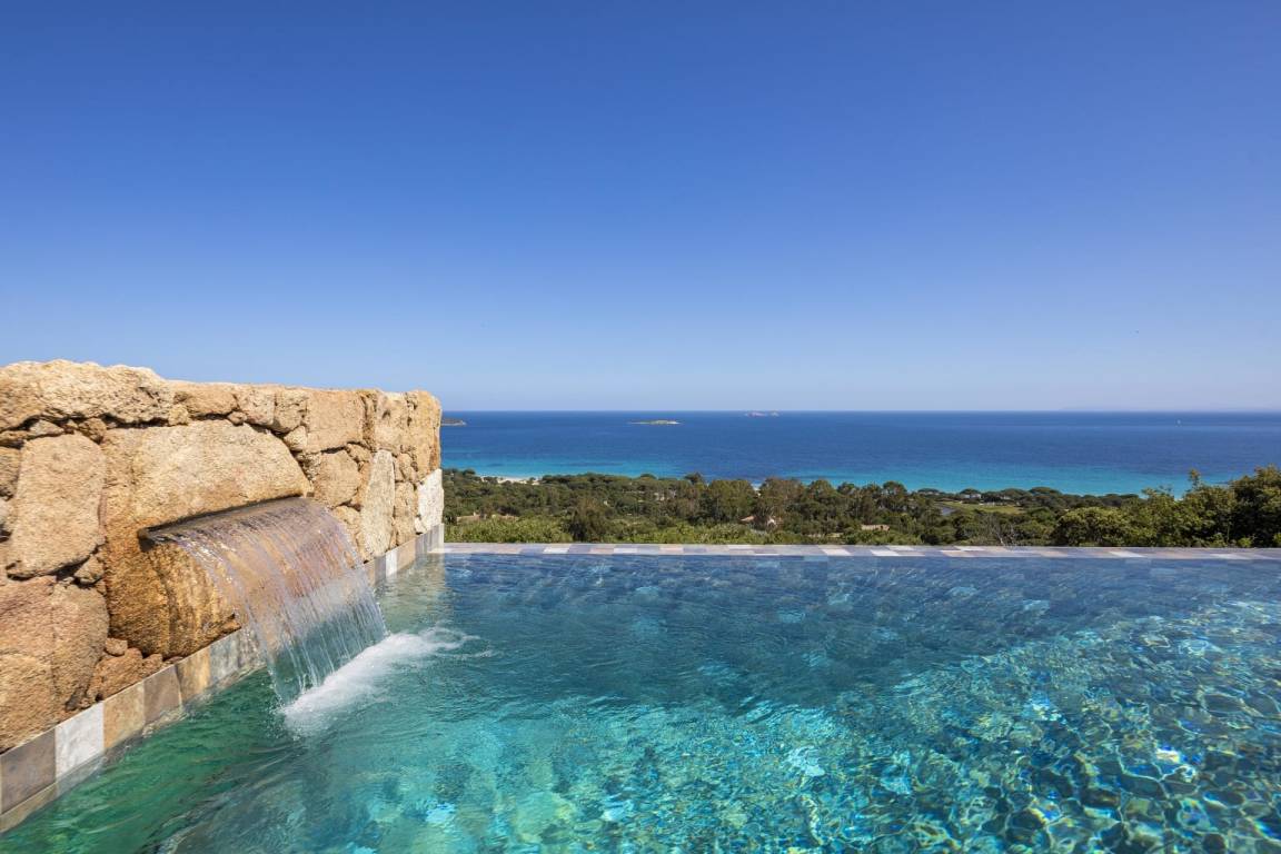 220 M² Villa ∙ 4 Chambres ∙ 8 Personnes - Plage de Palombaggia
