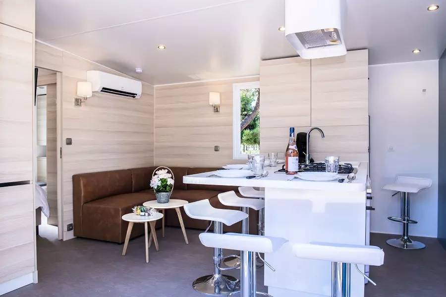 35 M² Caravan ∙ 2 Bedrooms ∙ 4 Guests - Vendres