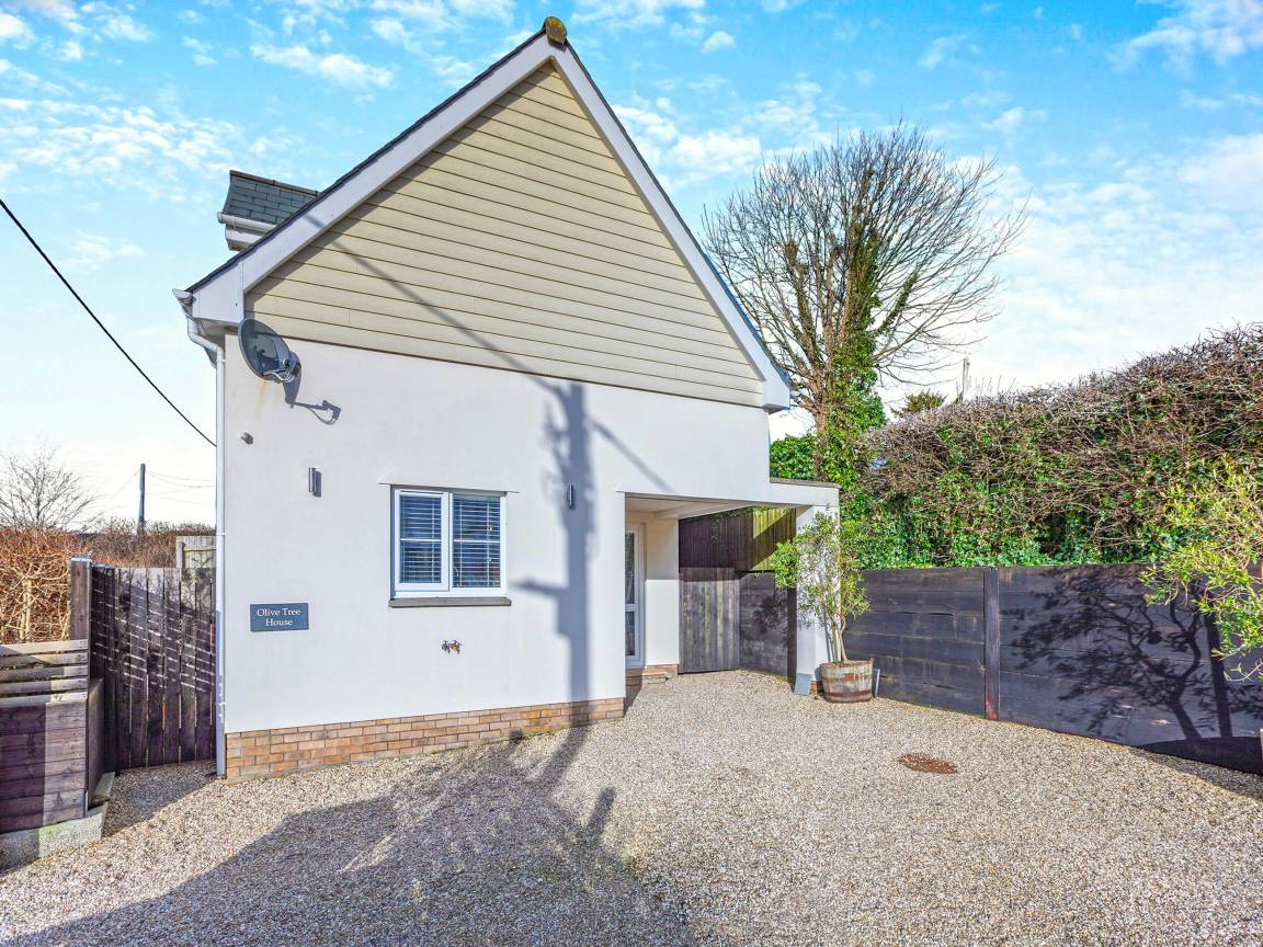 Cottage ∙ 3 Bedrooms ∙ 6 Guests - Woolacombe
