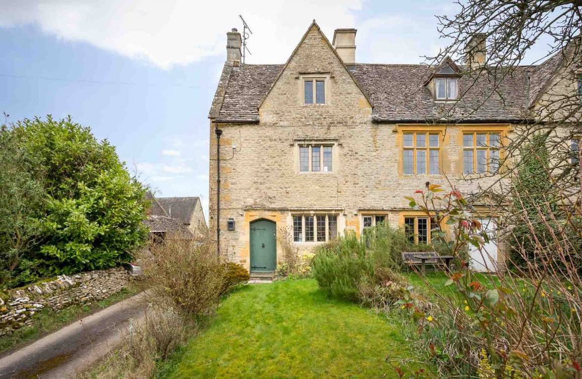 Cottage ∙ 3 Bedrooms ∙ 6 Guests - Kingham