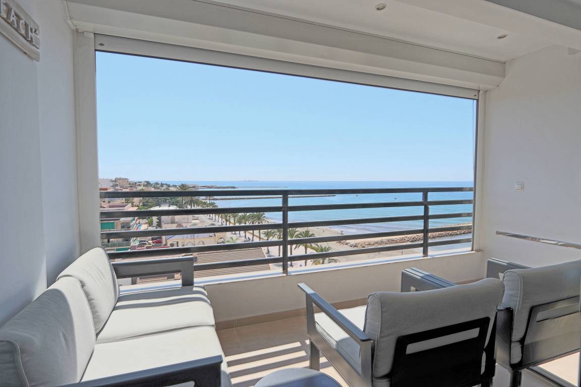 75 M² Apartamento ∙ 2 Habitaciones ∙ 4 Huéspedes - Elche
