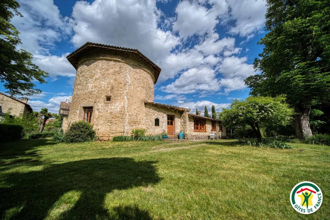 80 M² Gîte ∙ 2 Chambres ∙ 4 Personnes - Romans-sur-Isère