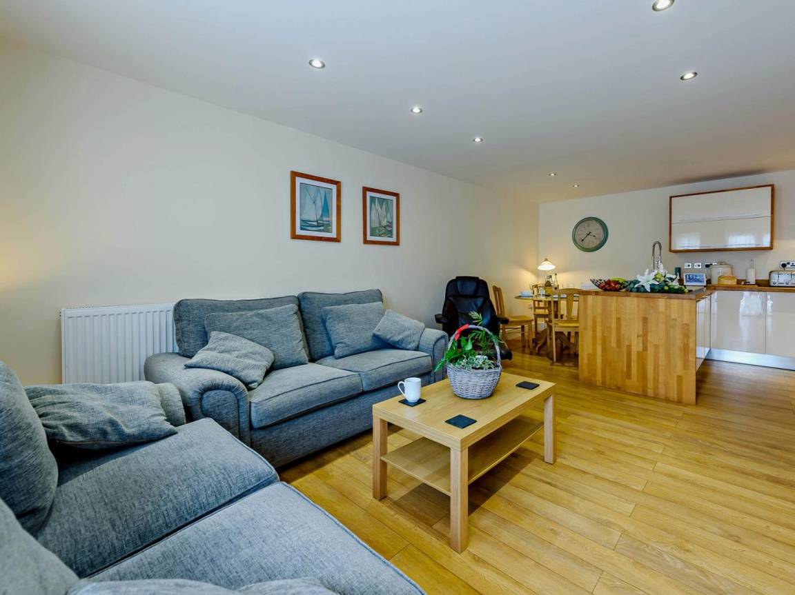 Cottage ∙ 2 Bedrooms ∙ 4 Guests - Tenby