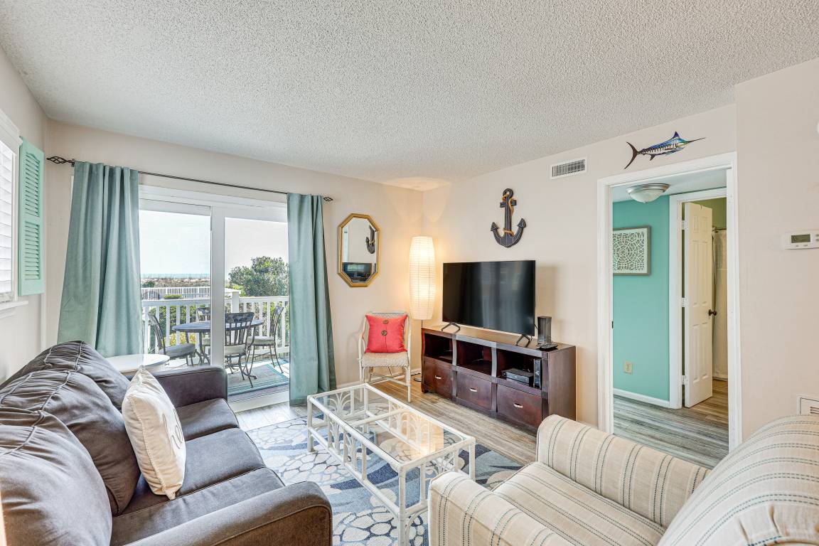 63 M² Apartment ∙ 2 Bedrooms ∙ 6 Guests - Carolina Beach, NC