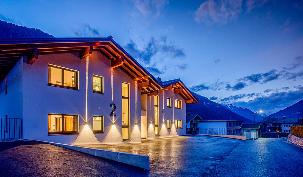 280 M² Ferienhaus ∙ 8 Schlafzimmer ∙ 24 Gäste - Montafon