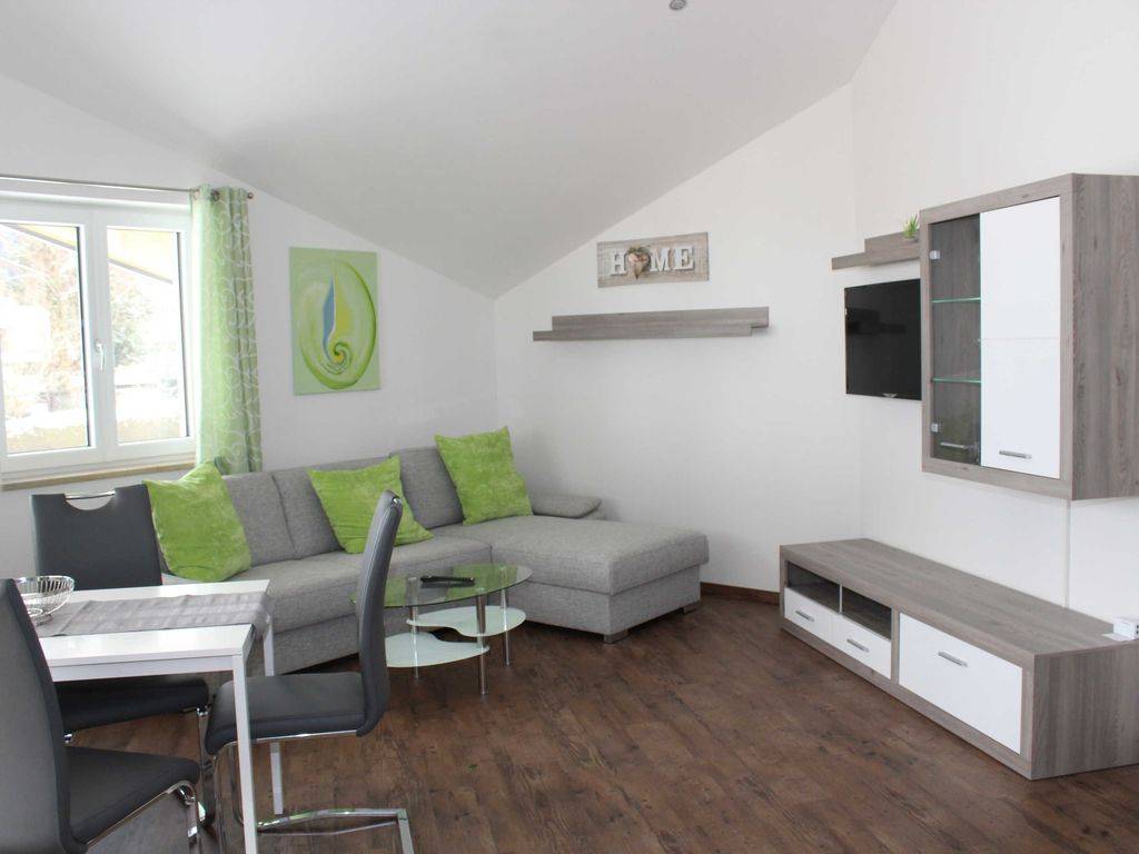 64 M² Apartment ∙ 2 Bedrooms ∙ 6 Guests - Attersee