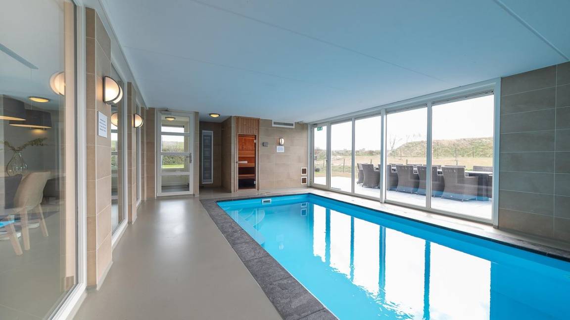 260 M² Huis ∙ 6 Slaapkamers ∙ 12 Gasten - Zeeland