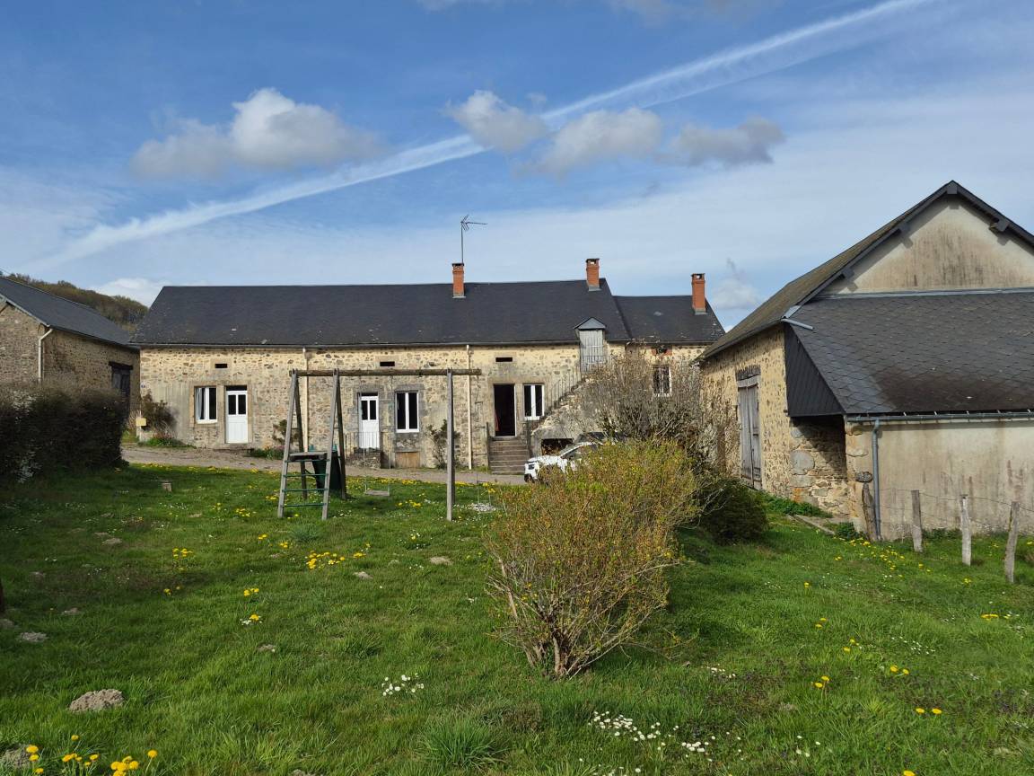 175 M² Cottage ∙ 4 Bedrooms ∙ 10 Guests - Morvan