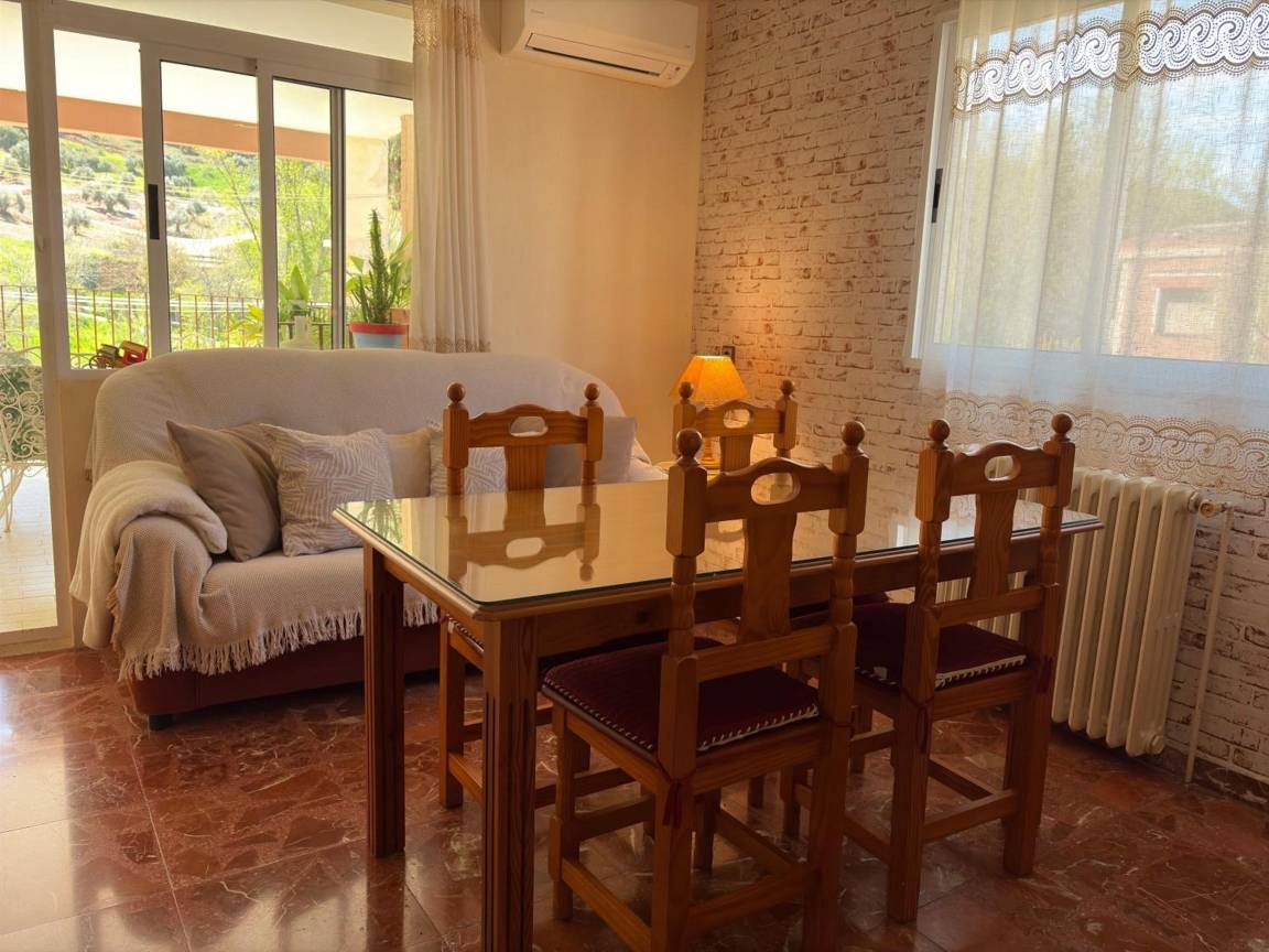 110 M² Apartamento ∙ 3 Habitaciones ∙ 6 Huéspedes - Villanueva del Arzobispo