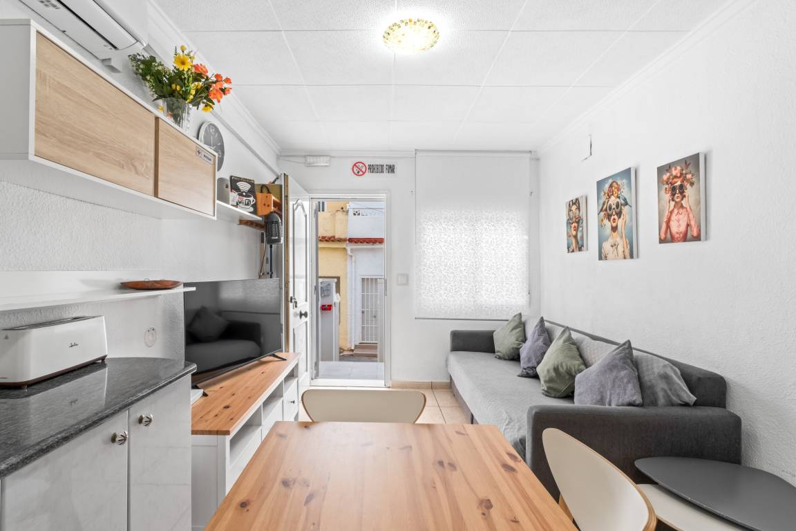 29 M² Apartamento ∙ 1 Habitación ∙ 2 Huéspedes - La Marina