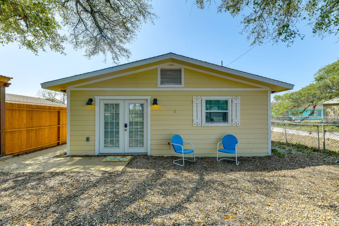 65 M² Cottage ∙ 1 Bedroom ∙ 4 Guests - Rockport, TX