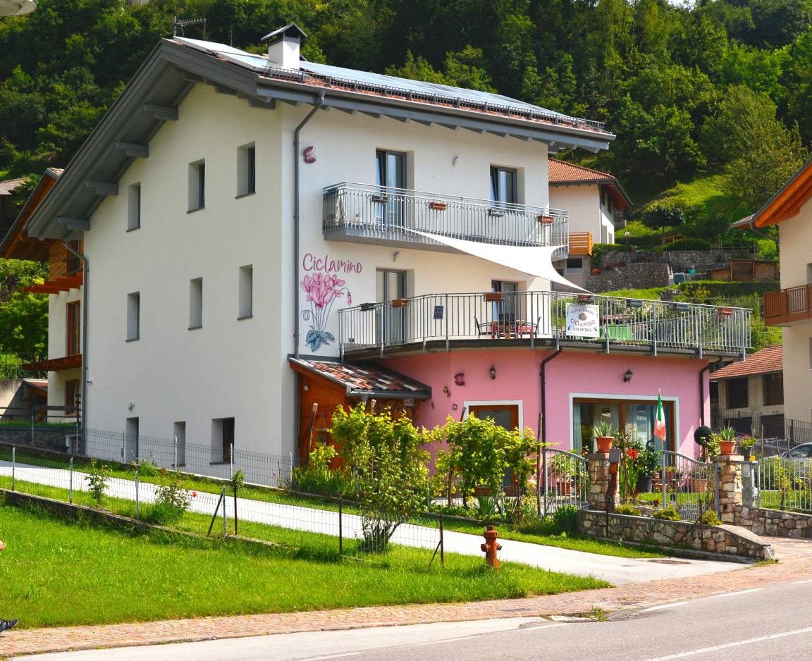 85 M² Apartment ∙ 2 Bedrooms ∙ 6 Guests - Molveno