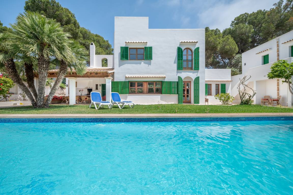 150 M² Villa ∙ 5 Habitaciones ∙ 10 Huéspedes - Cala d'Or