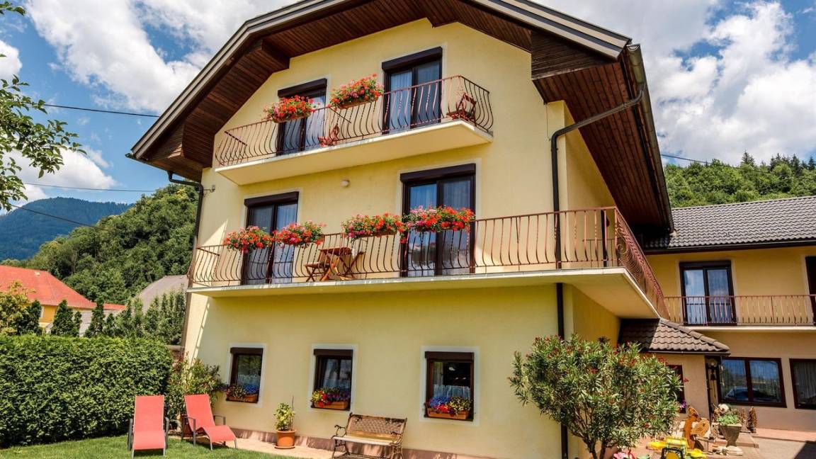54 M² Apartment ∙ 2 Bedrooms ∙ 4 Guests - Villach