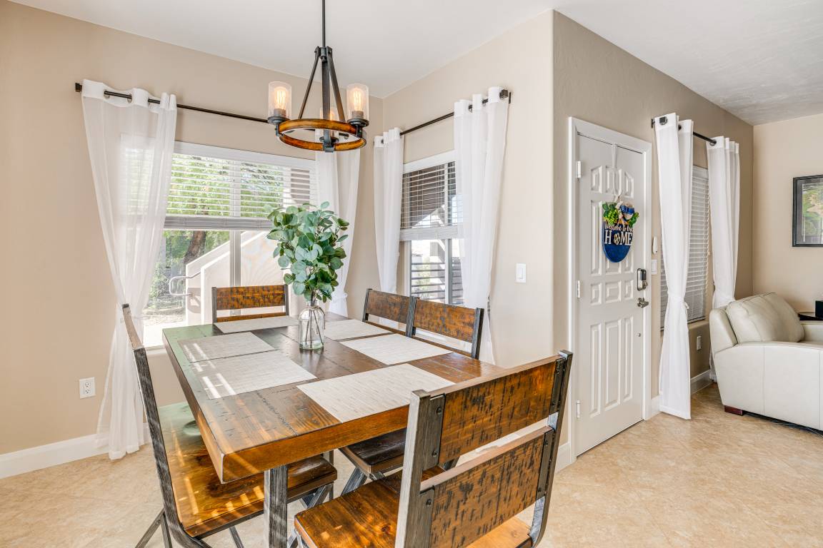 116 M² Apartment ∙ 2 Bedrooms ∙ 4 Guests - Mesquite, NV