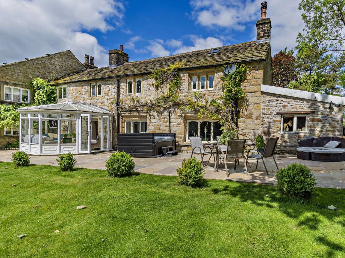 Cottage ∙ 4 Bedrooms ∙ 8 Guests - North Yorkshire