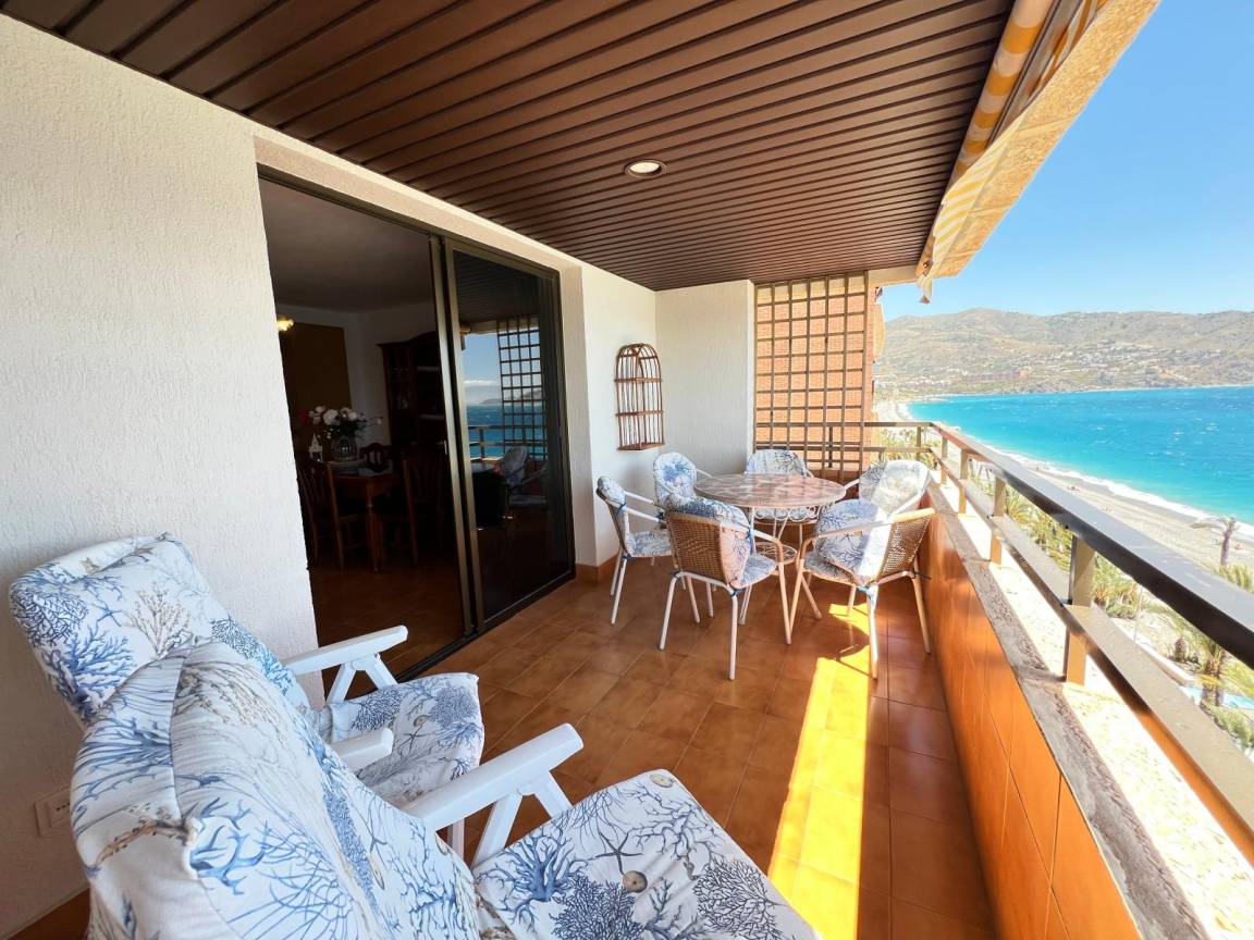 100 M² Apartamento ∙ 2 Habitaciones ∙ 6 Huéspedes - Almuñécar