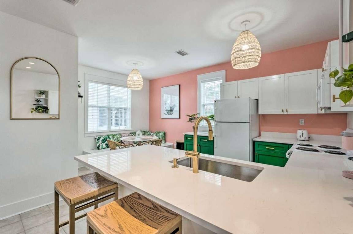 93 M² House ∙ 2 Bedrooms ∙ 7 Guests - Seaside, FL