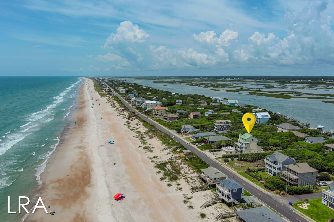 220 M² House ∙ 5 Bedrooms ∙ 15 Guests - Topsail Beach, NC
