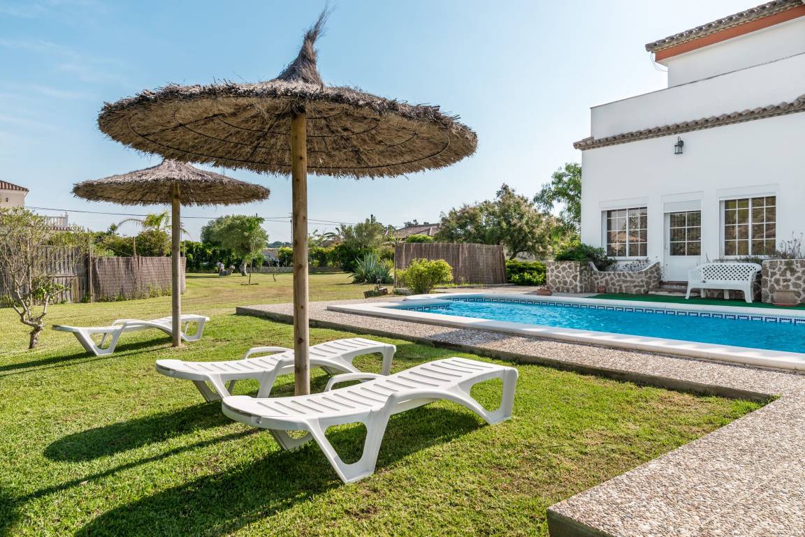 240 M² Casa ∙ 5 Habitaciones ∙ 12 Huéspedes - Chiclana de la Frontera
